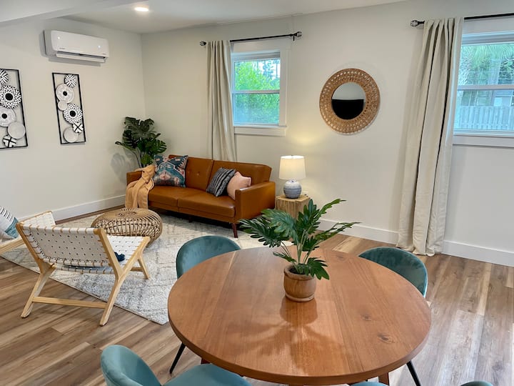 Modern Bungalow With Pool In Midtown - Wilmington, NC