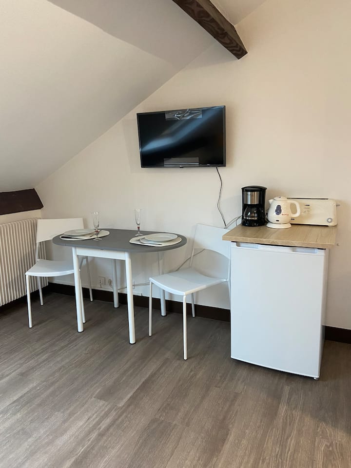 Joli Studio Dans Vendôme - Vendôme