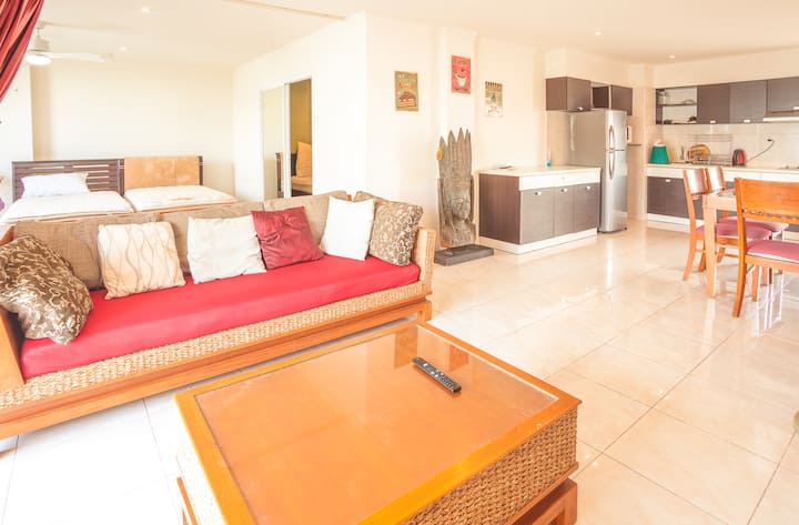515 Jhr 2 Bedrooms Seaview - Pattaya