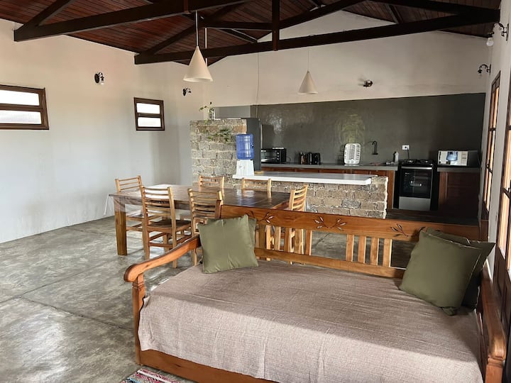 Casa Arejada E Espaçosa Em Ilhabela - Ilhabela