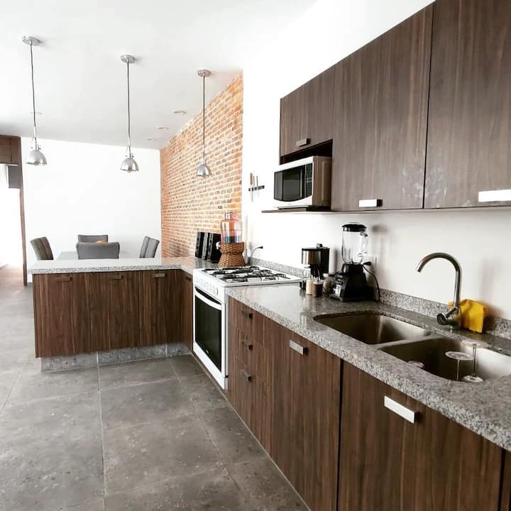 Zona Más Bonita Expo Gdl Y Estacionamiento Privado - Guadalajara