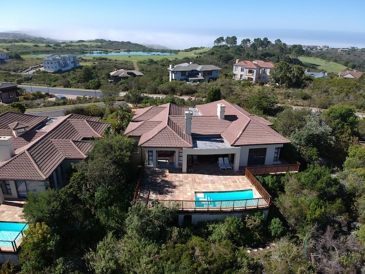 Spoil Yourself In House Majestic,  Pezula, Knysna - Knysna