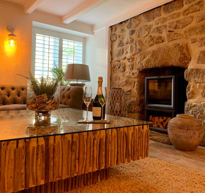 Charming, Stylish Cottage By Mousehole Harbour - Mousehole