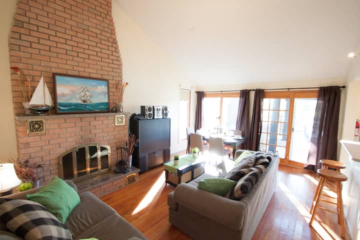 Beach1*com - 58 River Road East - Waterfront - Wasaga Beach