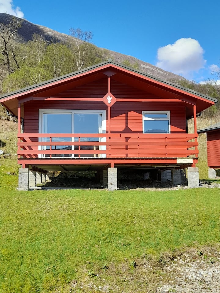 Dog-friendly Stag Chalet On Glorious Loch Leven - Ballachulish