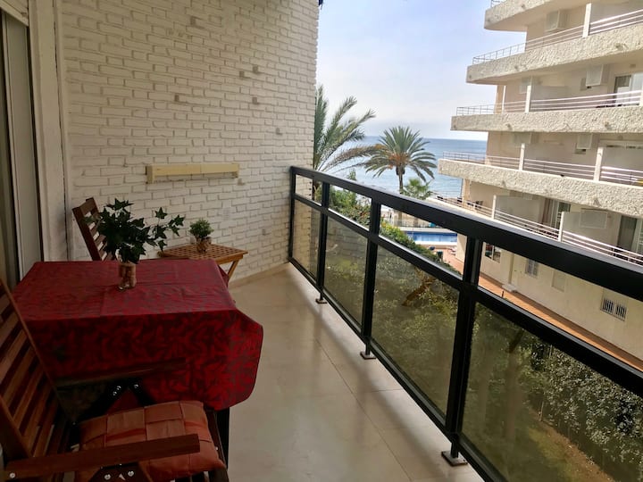 Skol 244 Beachfront Central With Views And Wifi - Marbella