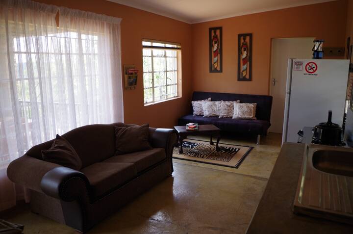 Bosveldsig Berg View Self Catering Cottage - Modimolle
