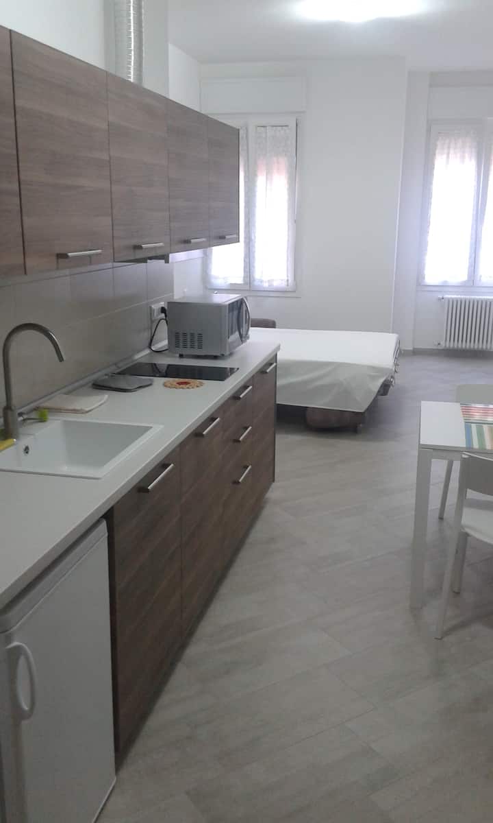 Monolocale Vicino Sant'orsola,nigrisoli,villatorri - Болонья