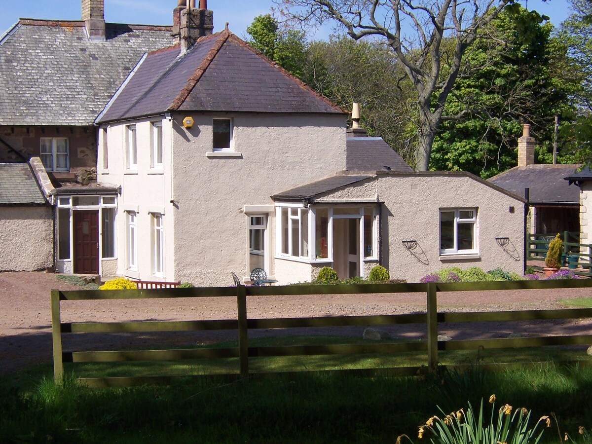 Berwickshire, Scottish Borders self contained flat - Apartments for ...