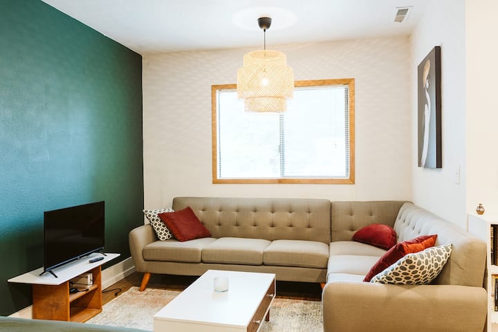 Cedar Suite - Olympia, WA
