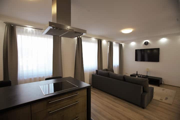 2-zimmer Wohnung In Düsseldorf 4og - Düsseldorf