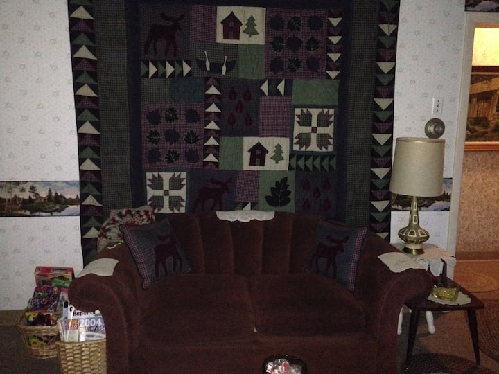 Charming Twilight Cottage- Retro Chic Design. - Forks, WA
