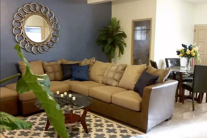 Welcome Families And Business Travelers! - Guam