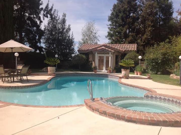 Guest House In Southern California - サウザンドオークス, CA