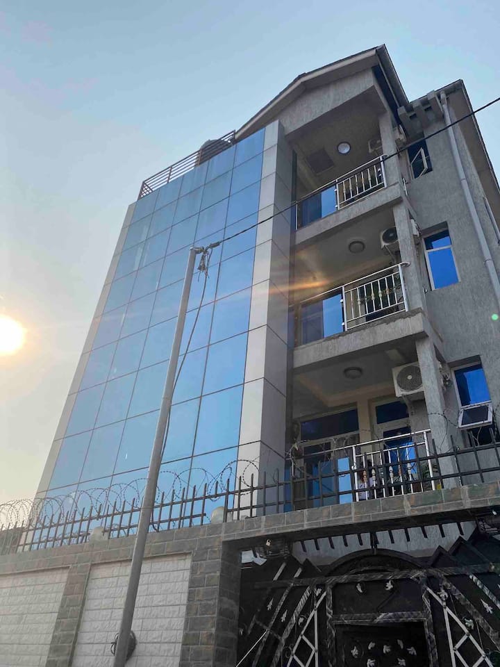 Appartement à Bandal Molard 2p - 킨샤사