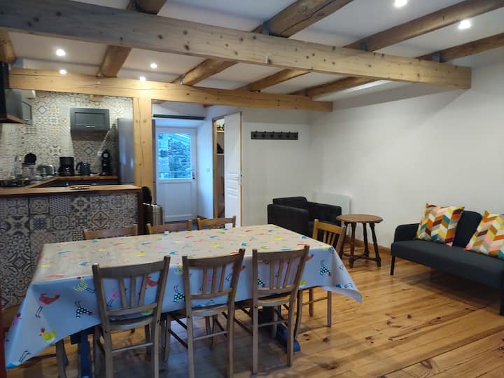 Gîte Chabrol 6/8 Personnes - Chambon-sur-Lac