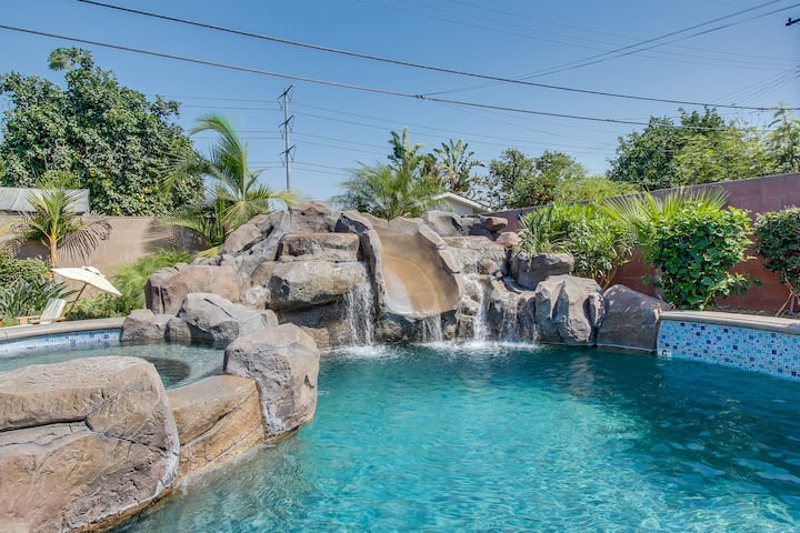 Funtierland + Small World + Close To Disneyland + - Placentia, CA