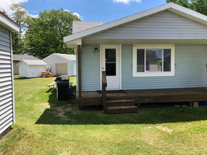Newly Remodeled Cottage On Otsego Lake - Gaylord, MI