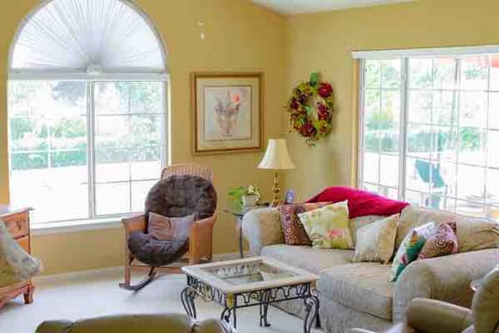 Songbird Retreat, 2 Bedrooms, Private Bath - Redding, CA