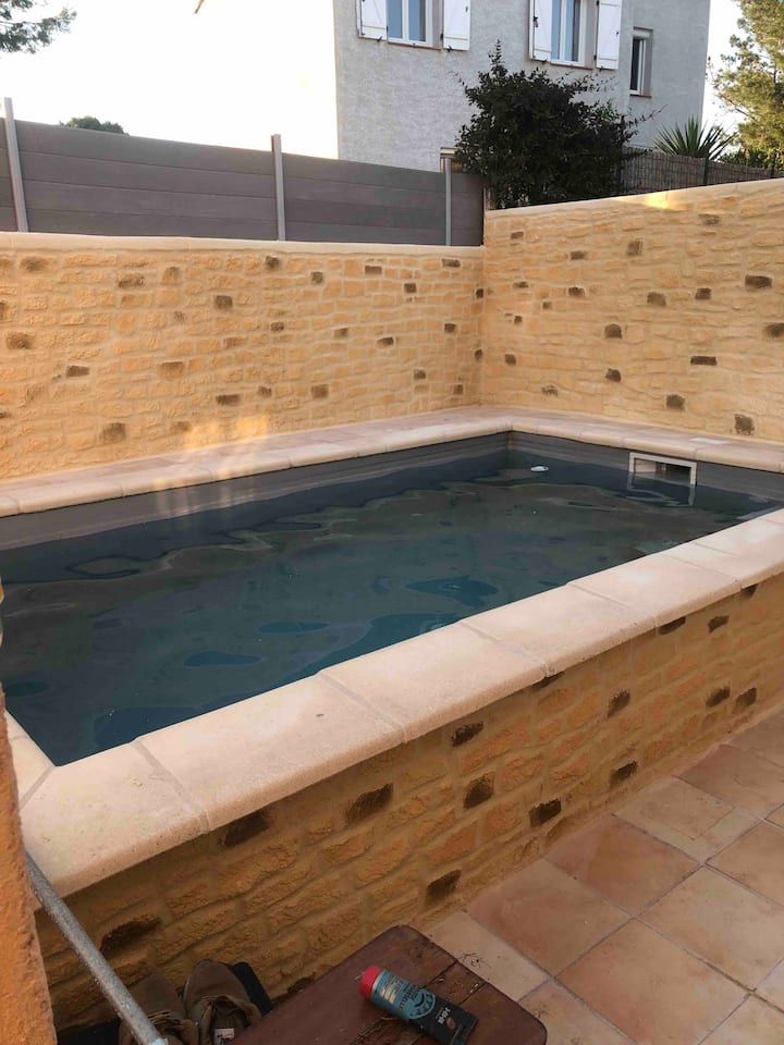 Studio De 30m2 Avec Piscine Privée - Carnoux-en-Provence