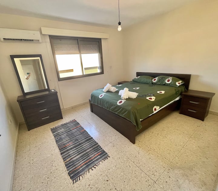 Spacious Two Bedroom Apt In An Excellent Location! - Ипсонас