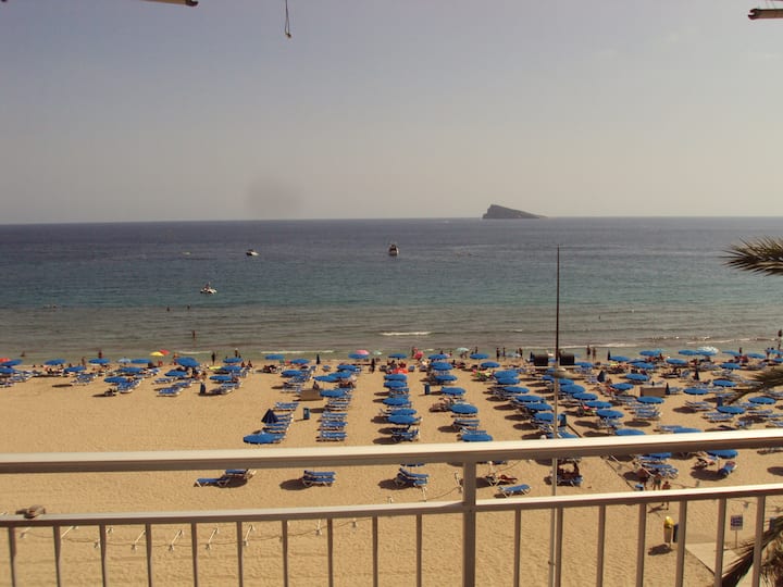 3 Bedroom Beach Front 5th Floor Apt, Levante Beach - Benidorm
