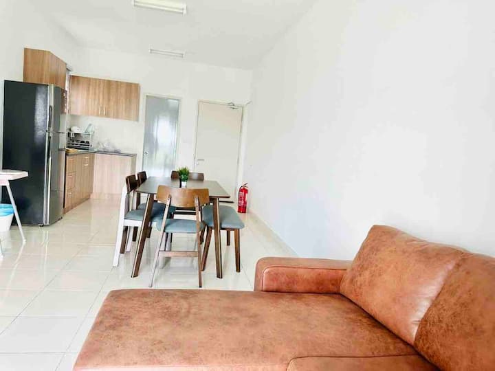 Ash Relax And Unwind In Minimalist 2br Apartment - Sepang