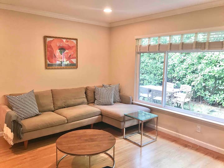 Discounted 2br+jr Br+yard. Palo Alto Home Not Apt - Menlo Park, CA