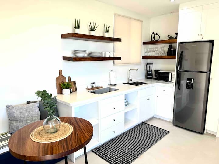 Ocean View Condo W/prvt Rooftop - Playa Hermosa