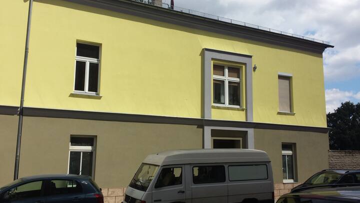 Charmantes Haus Mit Drei Zimmern - Magdeburg