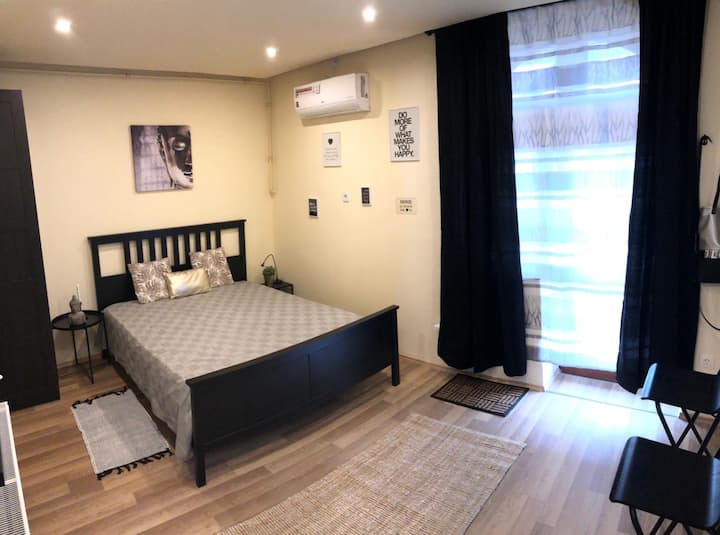 Black Apartment In Heart Of Eger - Eger