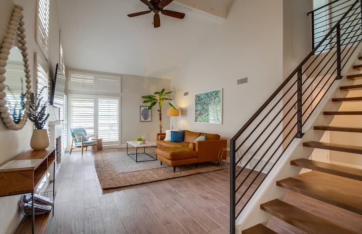 Carlsbad Beach Retreat - Carlsbad, CA