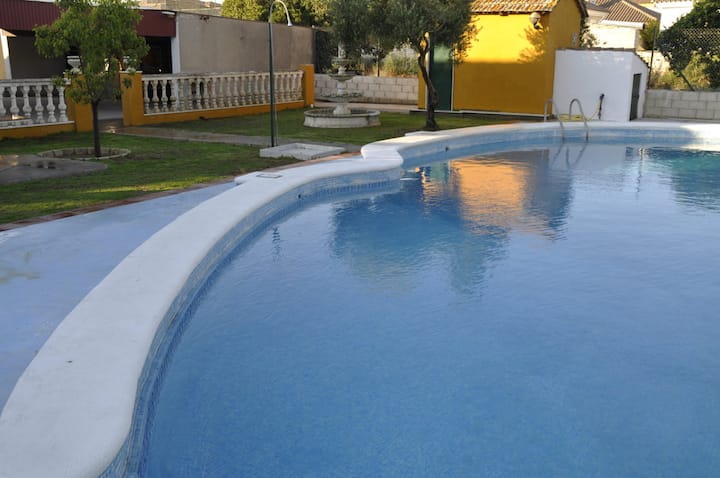 Casa Familiar, Gran Capacidad, Ideal Para Descanso - 