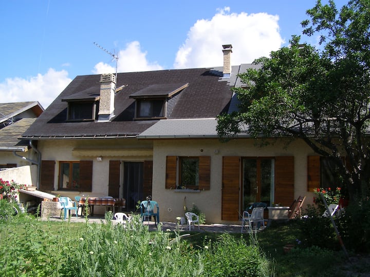 Grande Maison De Famille: Ubaye Près Barcelonnette - Sauze Super Sauze