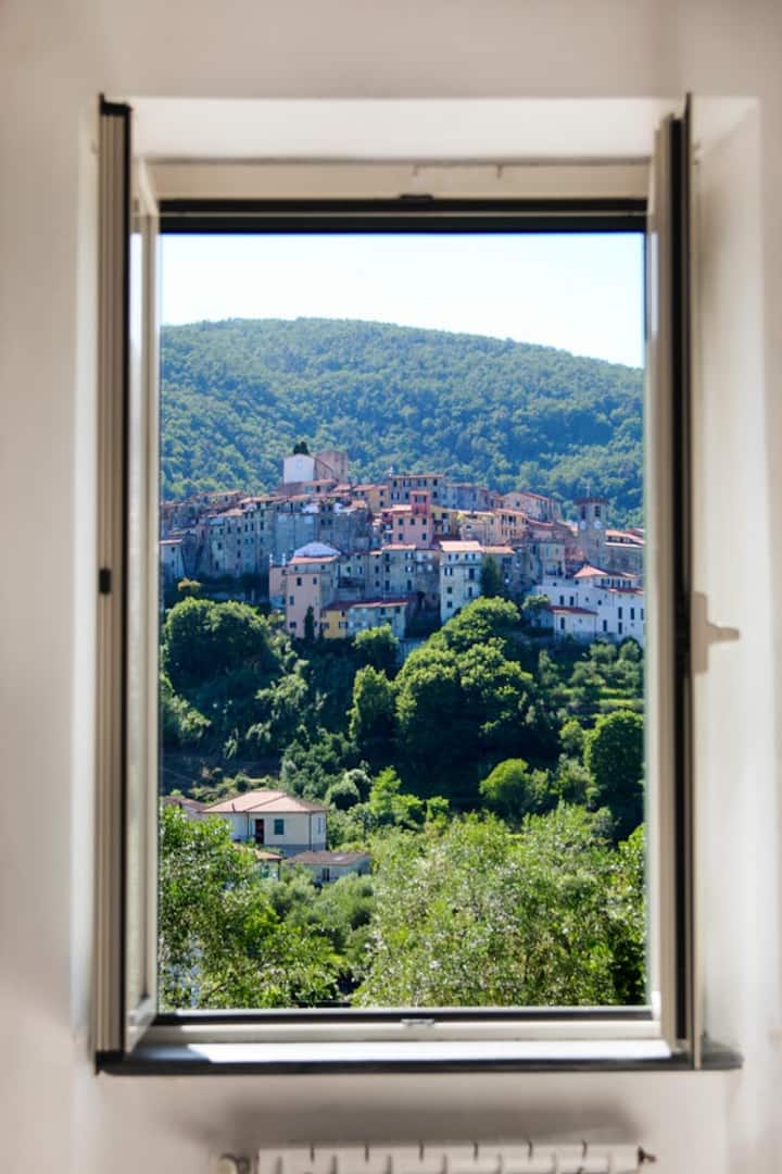 At The Door Of Cinque Terre - Ameglia