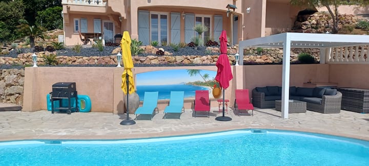 Appartement Proche Mer Et Commodités Avec Piscine - Côte d'Azur