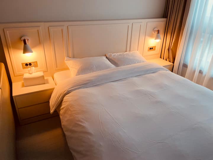 깨끗한호텔침구,큰침대,고층뷰,넷플릭스 - Daegu