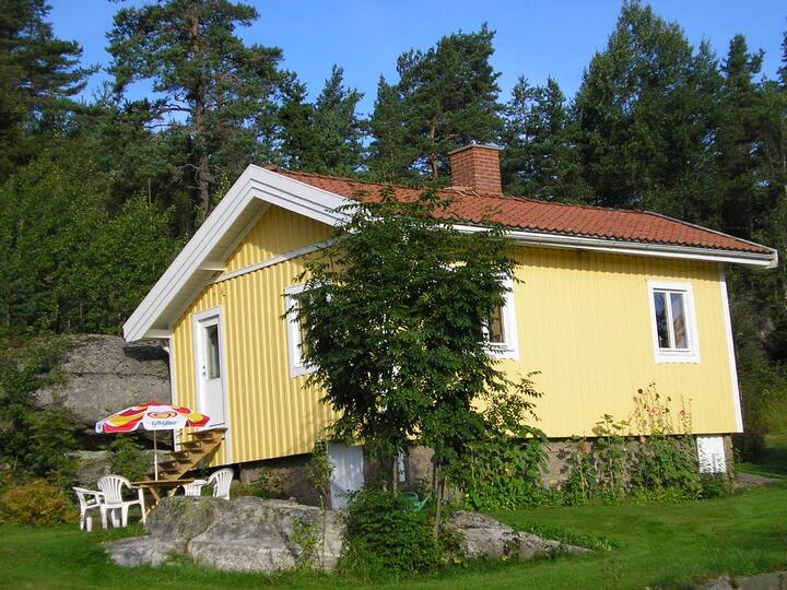 Cozy Guesthouse For Nature Lovers - Tanum