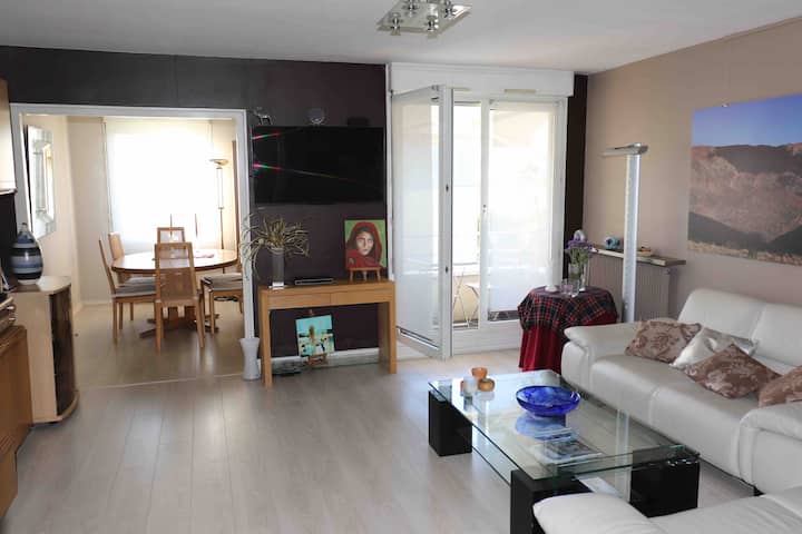 Appartement Confortable Dans Quartier Actif - ibis Paris Boulogne Billancourt