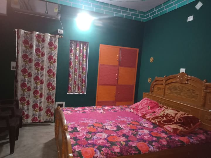 Hostel Relax Private Deluxe Room - Gaya
