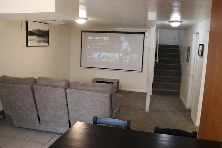 Great To Stay And Relax With Easy Access To Slc - West Valley City, UT