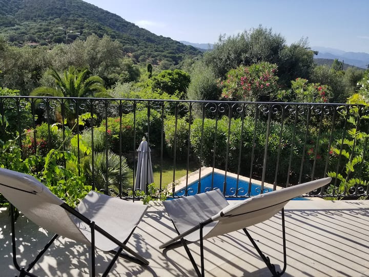 Belle Villa Terrasse Vue Dégagée Jardin Cheminée - Plage de Palombaggia