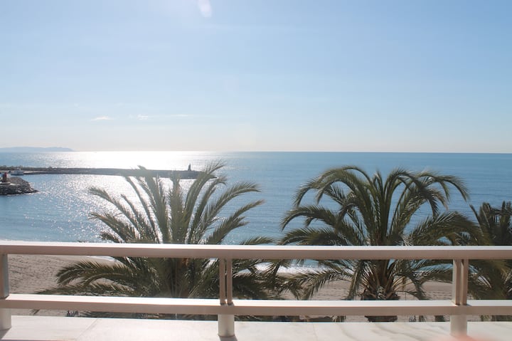 Apartamento En Primera Linea De Playa - Aguadulce