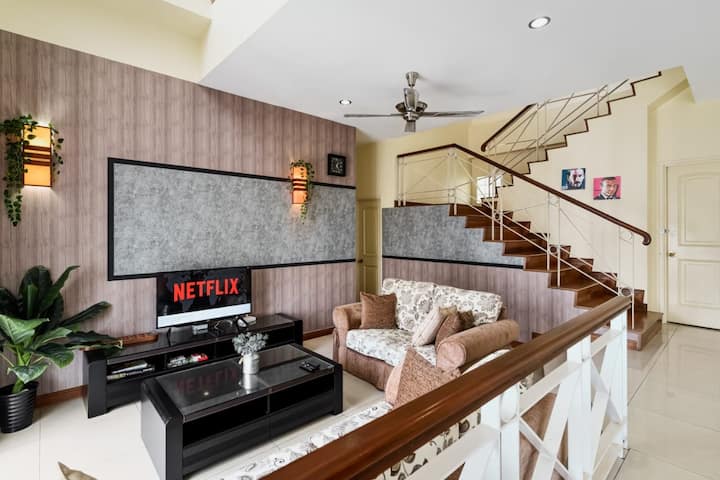 Duplex Penthouse W Pool Table @ Bukit Bintang - Kuala Lumpur