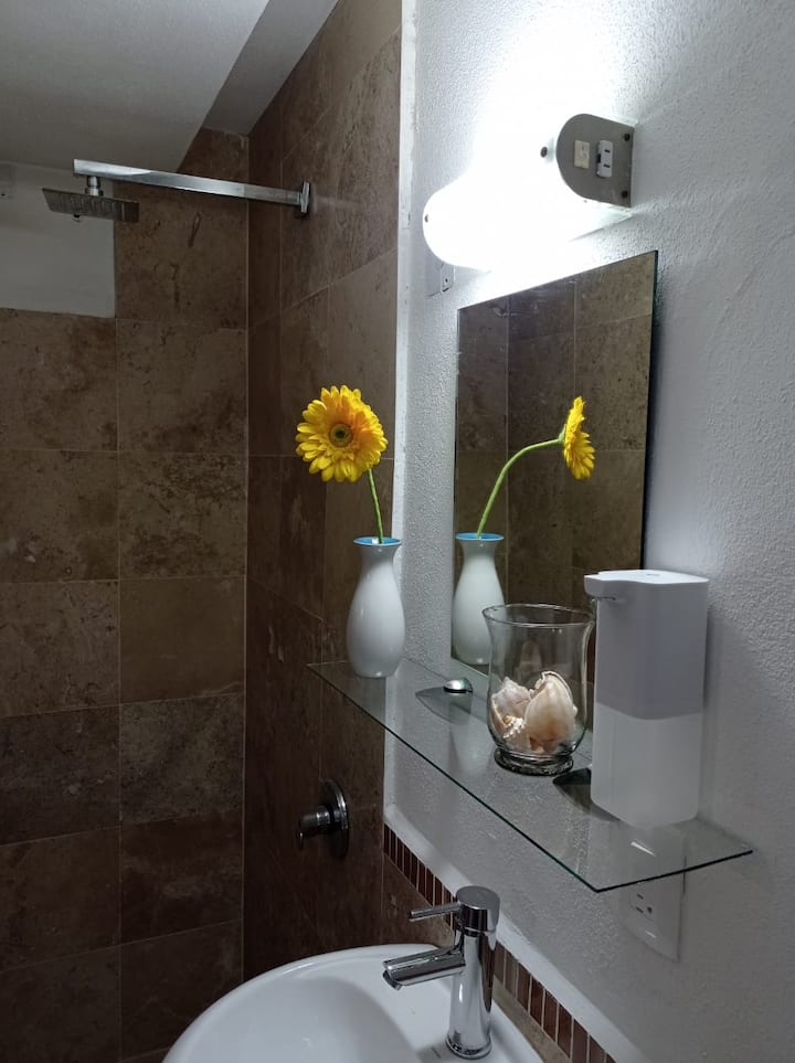 Casa Tzitziki, Habitación Cutzi - Puerto Vallarta