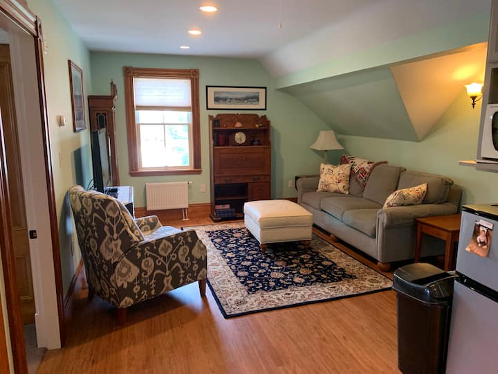Porter River House Private Suite - Marblehead, MA