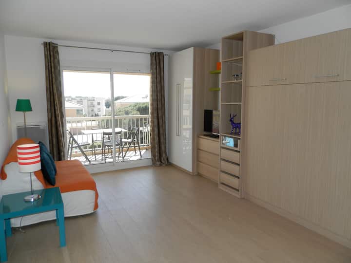 Studio Neuf Standing -Piscine- 200m Plage - Sanary-sur-Mer