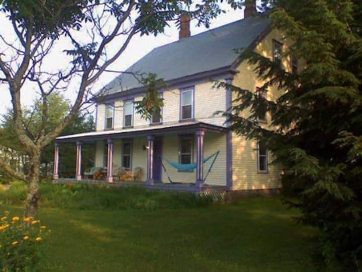 Stay Together In The White Mountains - Conway, NH