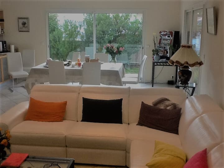 Chambres D'hôtes Avec Piscine,  Villa Cousteau - Andernos-les-Bains