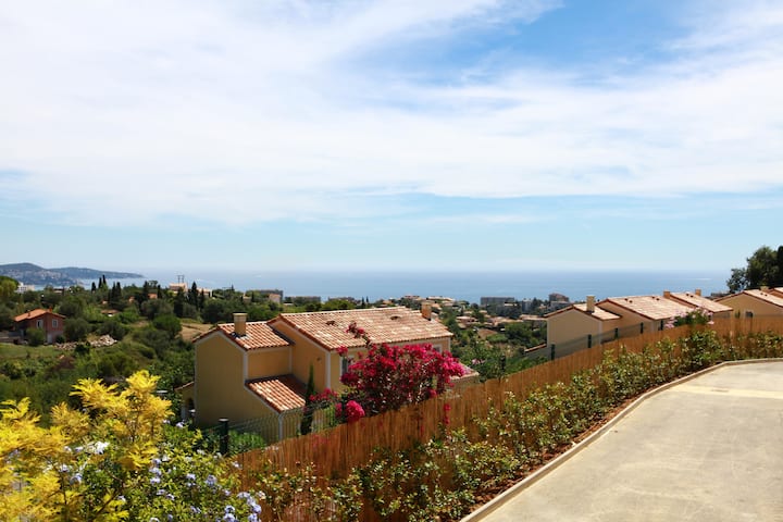 Nice - Spa - Vue Mer - Jardin - 6 Personnes - Saint-Laurent-du-Var